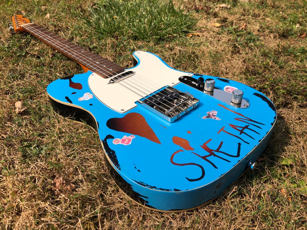 9.4/ Kurt Cobain Artist/Signature Telecaster Sunburst Blue Nirvana ...