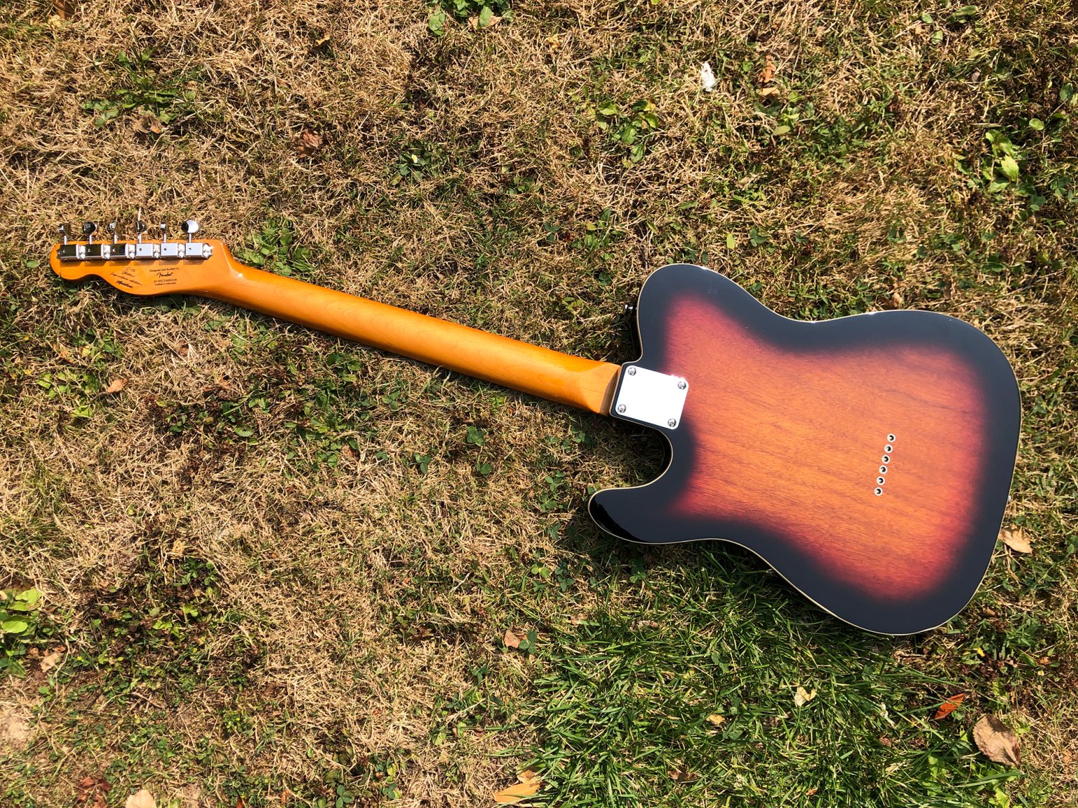 9.4/ Kurt Cobain Artist/Signature Telecaster Sunburst Blue Nirvana ...