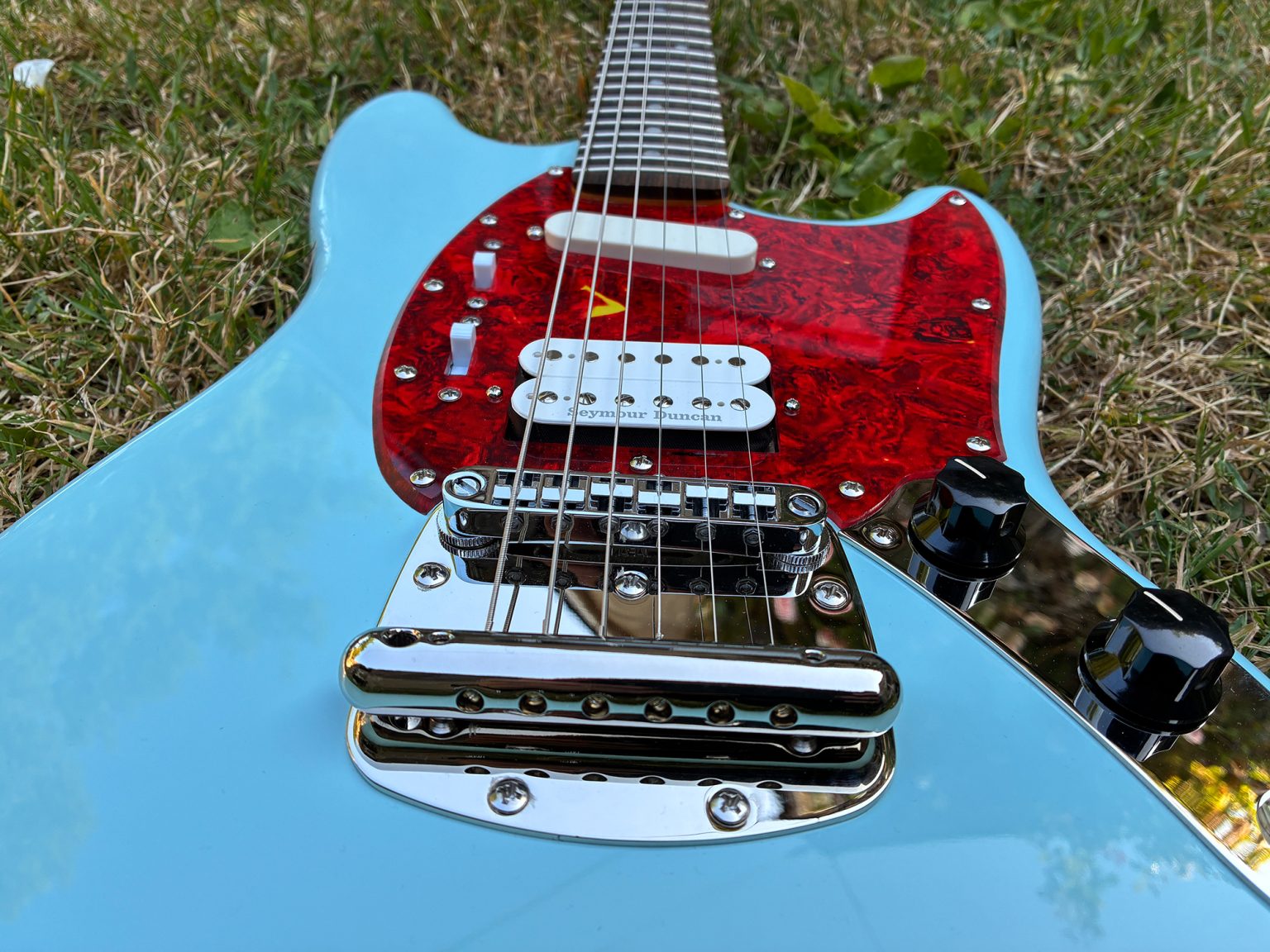 2/ Kurt Cobain SkyStang I Mustang Nirvana Guitar Khristore "PlexiStang ...