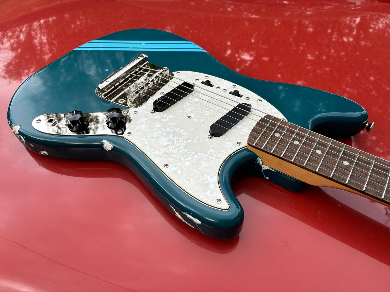 *NEW/ Kurt Cobain 69 Comp' Stang Heavy Relic edition - khristore