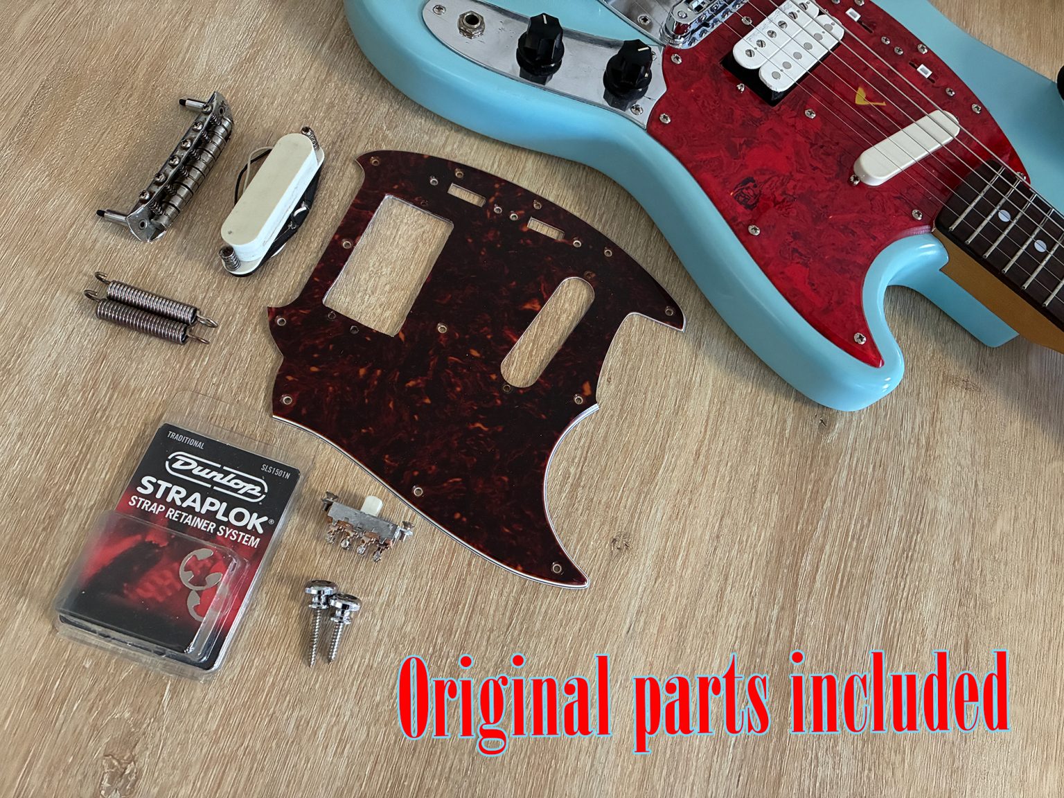 EXCLUSIVE: Kurt Cobain "SkyStang” 1997 Fender Mustang (Contour body ...